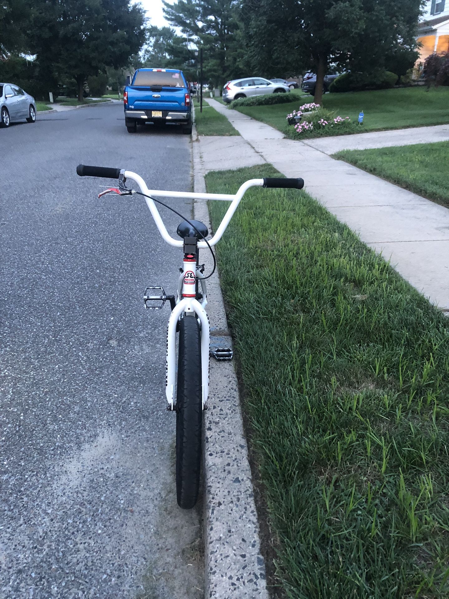 SE SoCal Flyer 24 inch Bike for Sale in Evesham, NJ - OfferUp