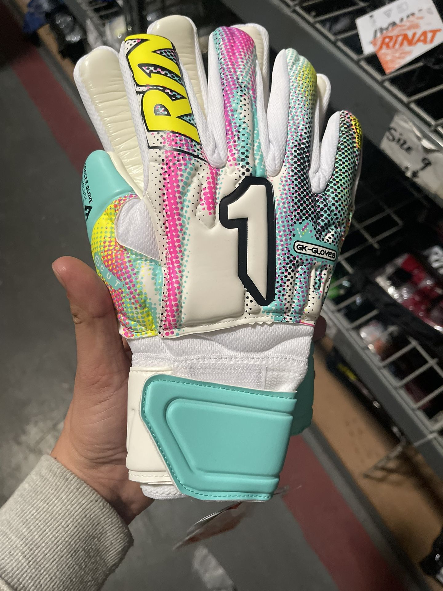Rinat Goalkeeper Gloves
