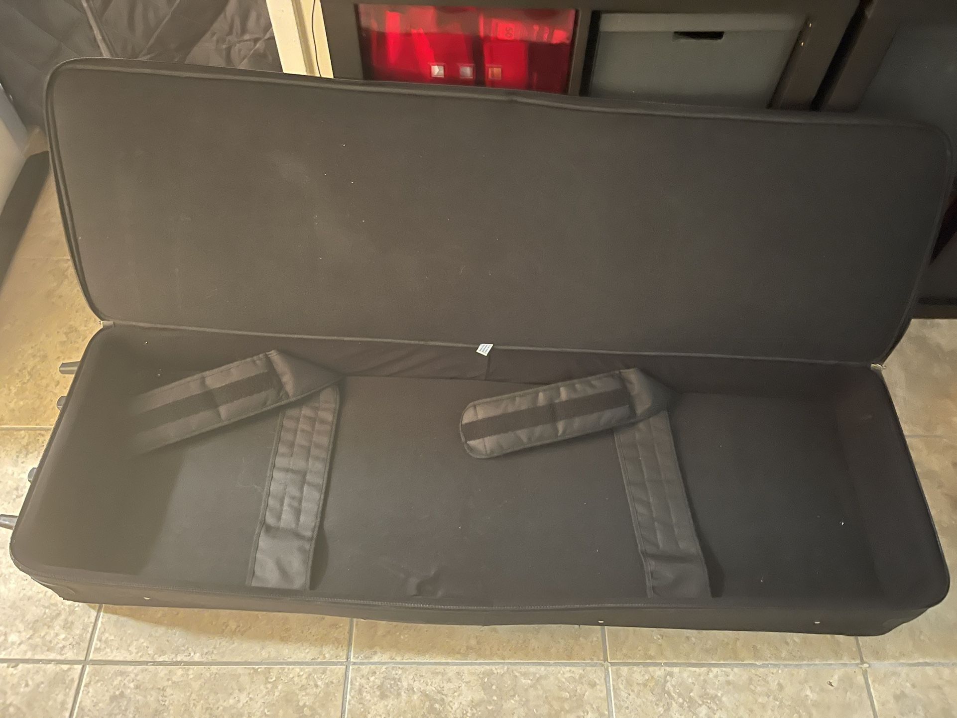 Gator Case For 88 Keys Piano Electric, for Sale in Pompano Beach, FL ...