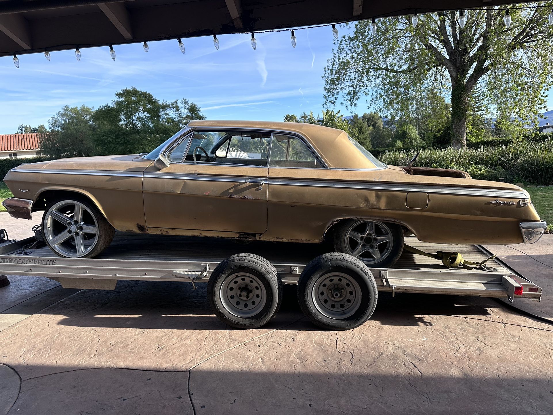 1962 Impala 2 Door Hardtop Parts Car. for Sale in Camarillo, CA - OfferUp