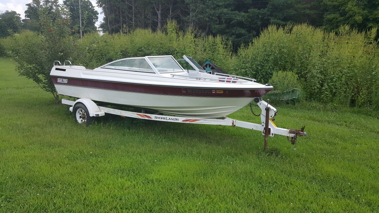 Triple Engine Pontoon Boat For Sale - ZeBoats