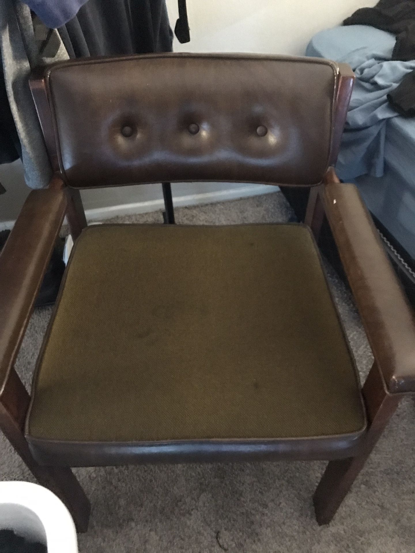 Chairs for Sale in Rancho Cucamonga, CA - OfferUp