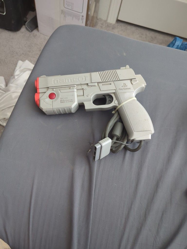 PlayStation OEM Vintage 1996 Namco GunCon Light Gun Controller NPC-103 ...
