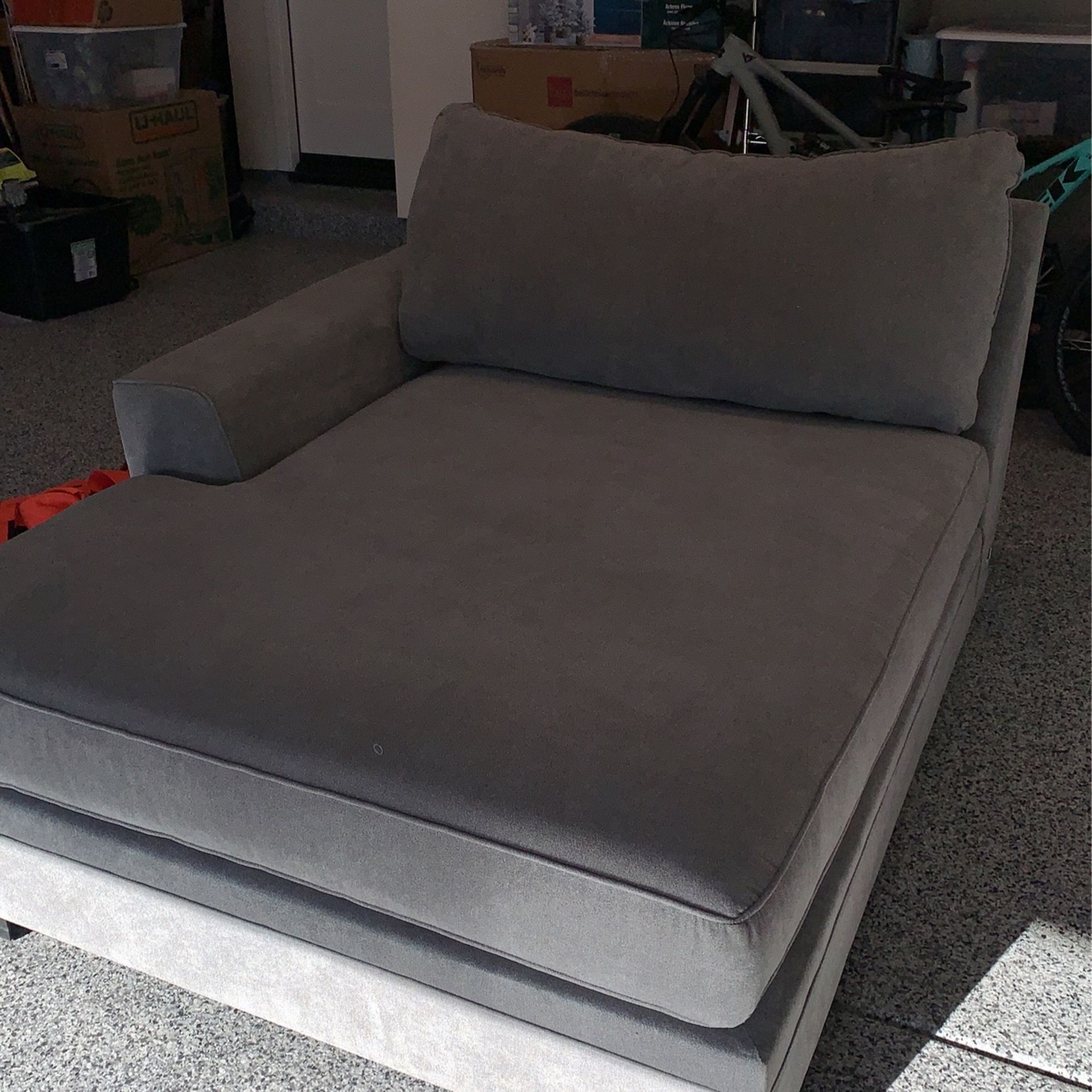 Chase Sofa for Sale in Covina, CA - OfferUp