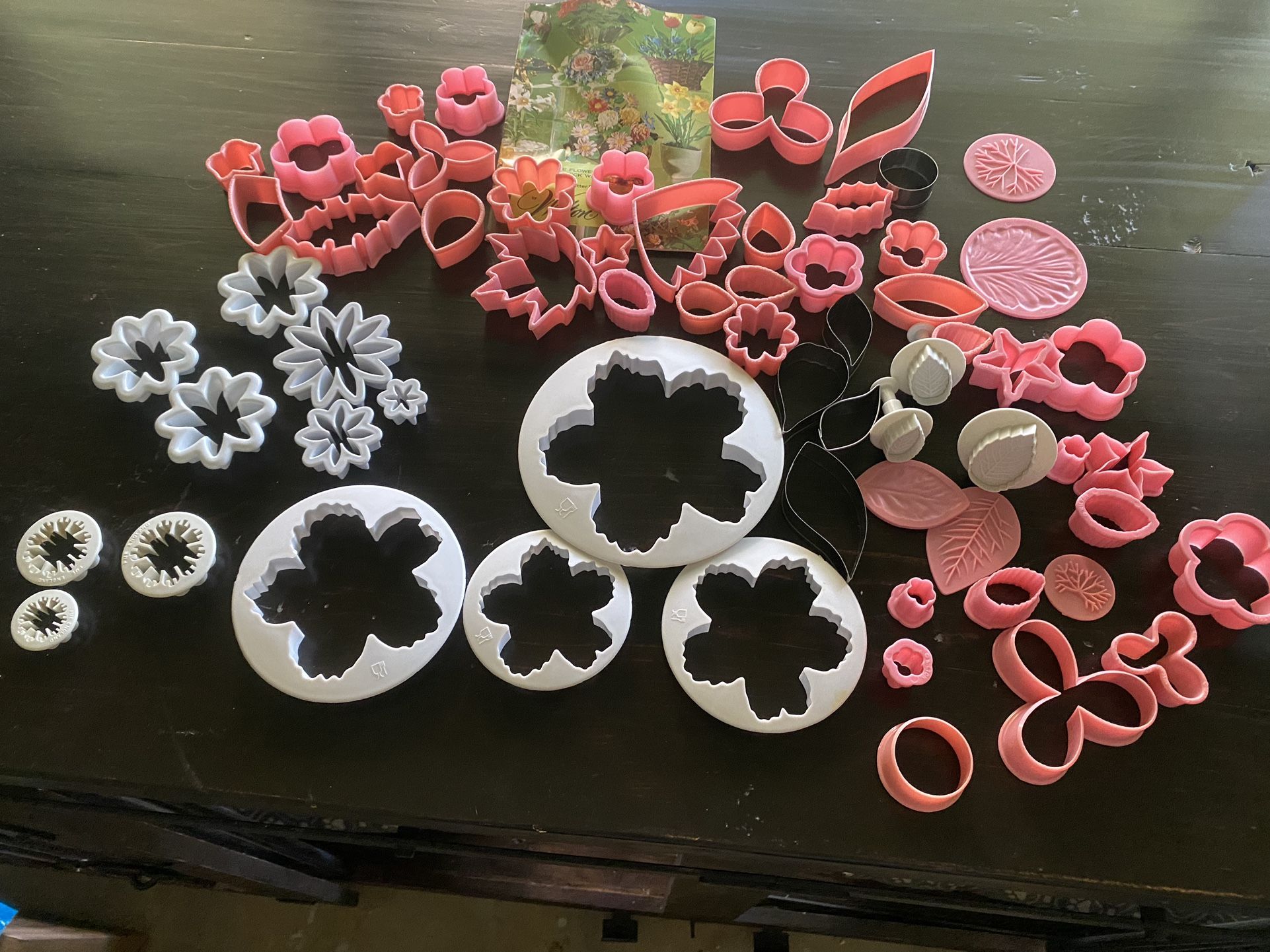 Wilton Flower Making Kit