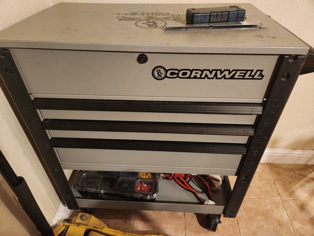 Cornwell Toolbox for Sale in Redlands, CA - OfferUp