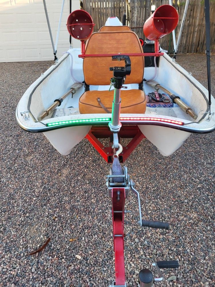 John Boat With Trailer for Sale in Glendale, AZ - OfferUp