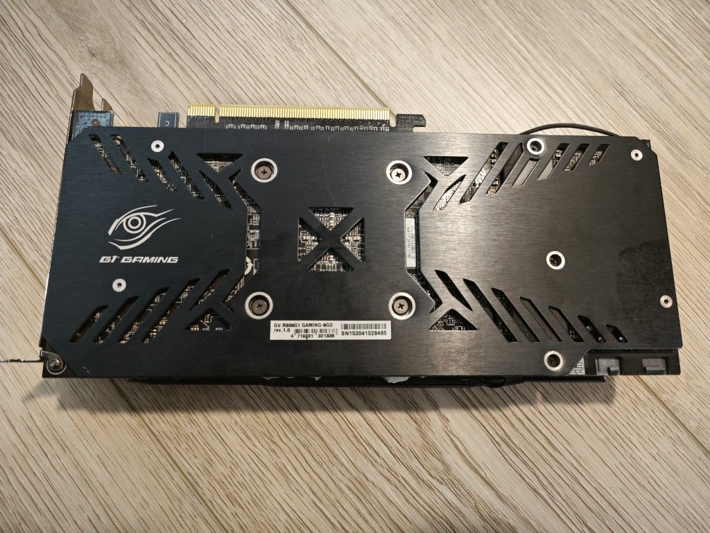 GIGABYTE AMD Radeon R9 390 GPU 8GB for Sale in San Gabriel, CA - OfferUp