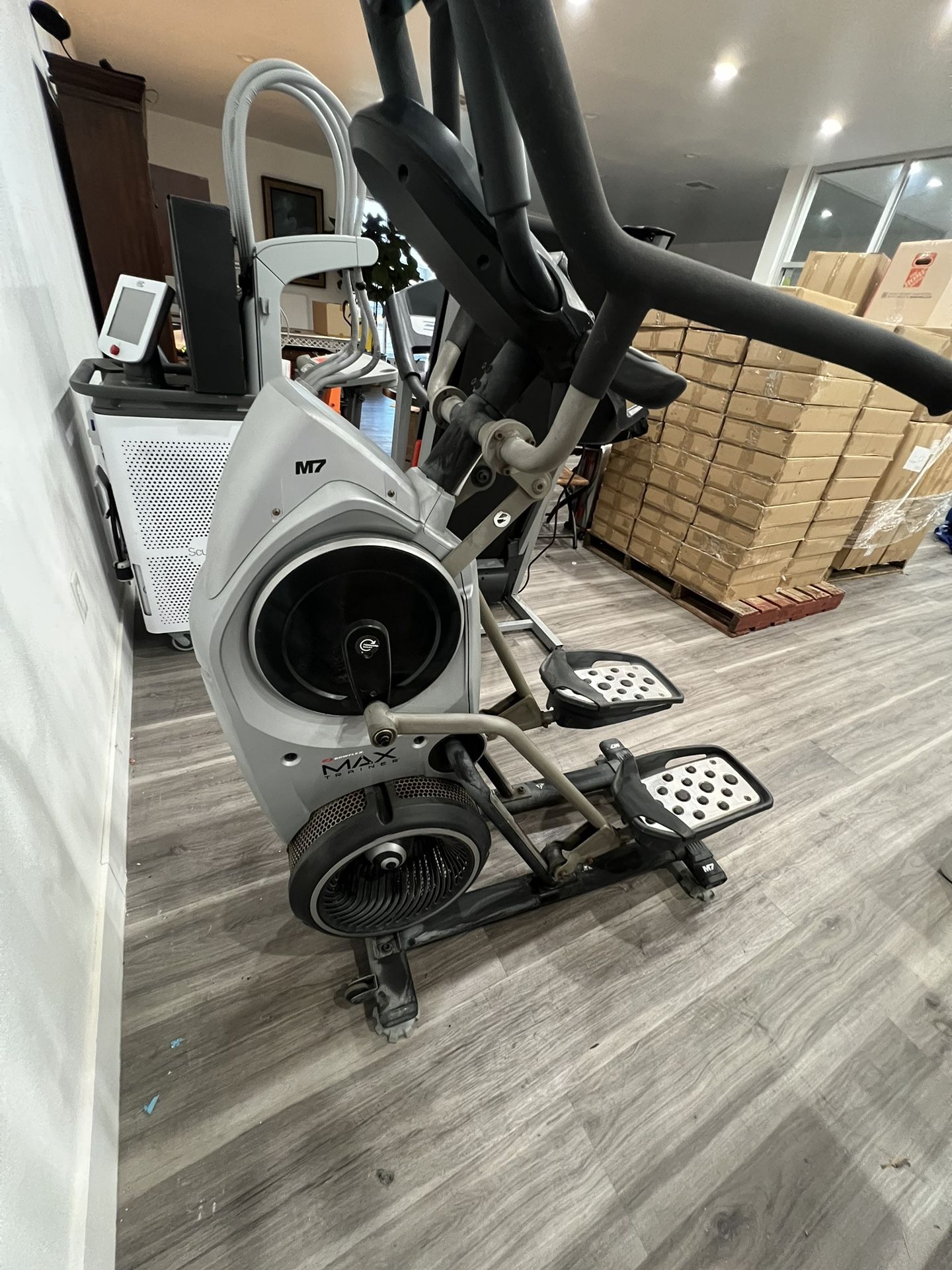 Max Trainer M7 for Sale in Garden Grove, CA - OfferUp