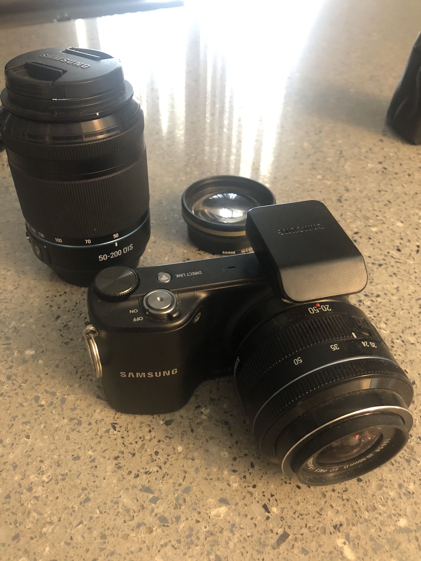 Samsung Nx2000