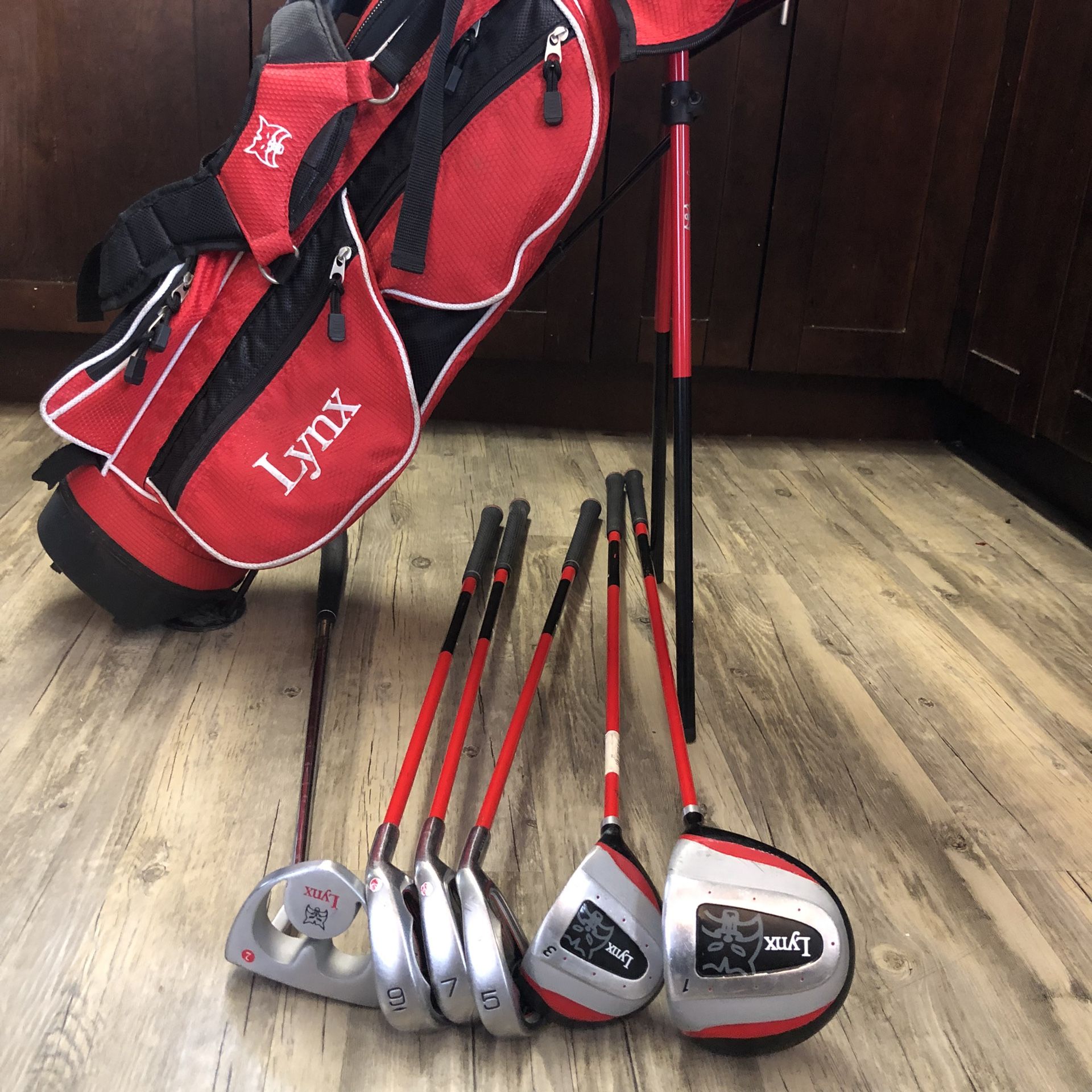 Lynx Junior Kids Golf set with Bag Stand Ages 6-9 Level 2 for Sale in ...
