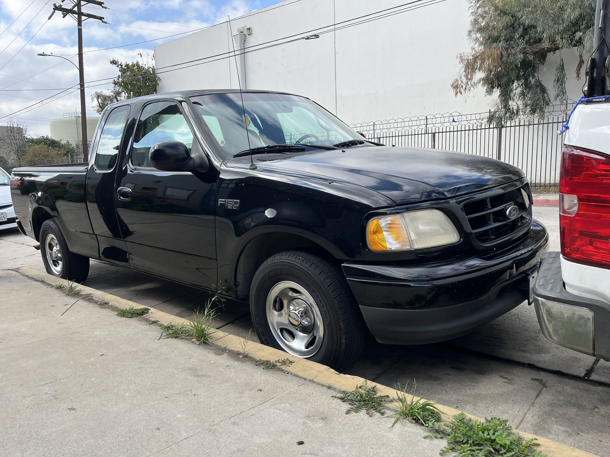 2000 Ford F-150 for Sale in Cty Of Cmmrce, CA - OfferUp