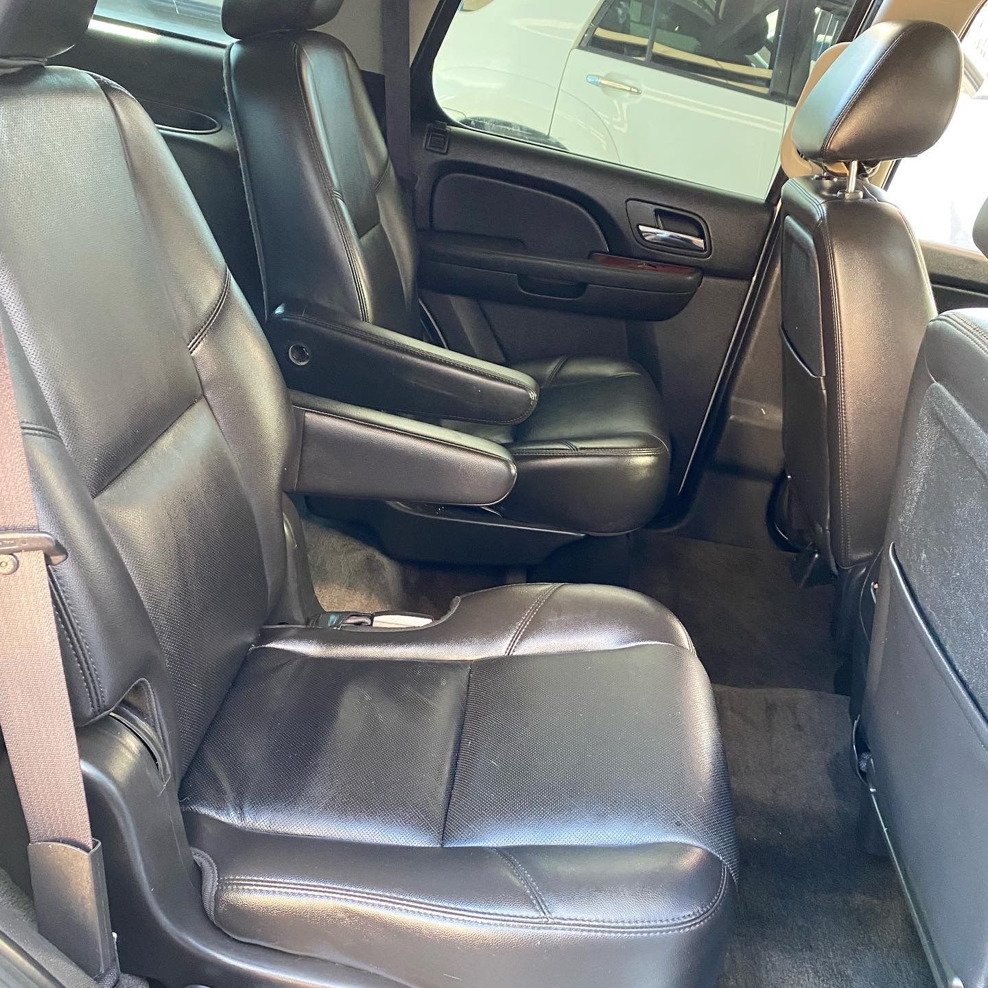 2011 Chevy Tahoe Ltz 4x4 BMW Lexus Audi Mercedes Gmc Ford Nissan Toyota ...