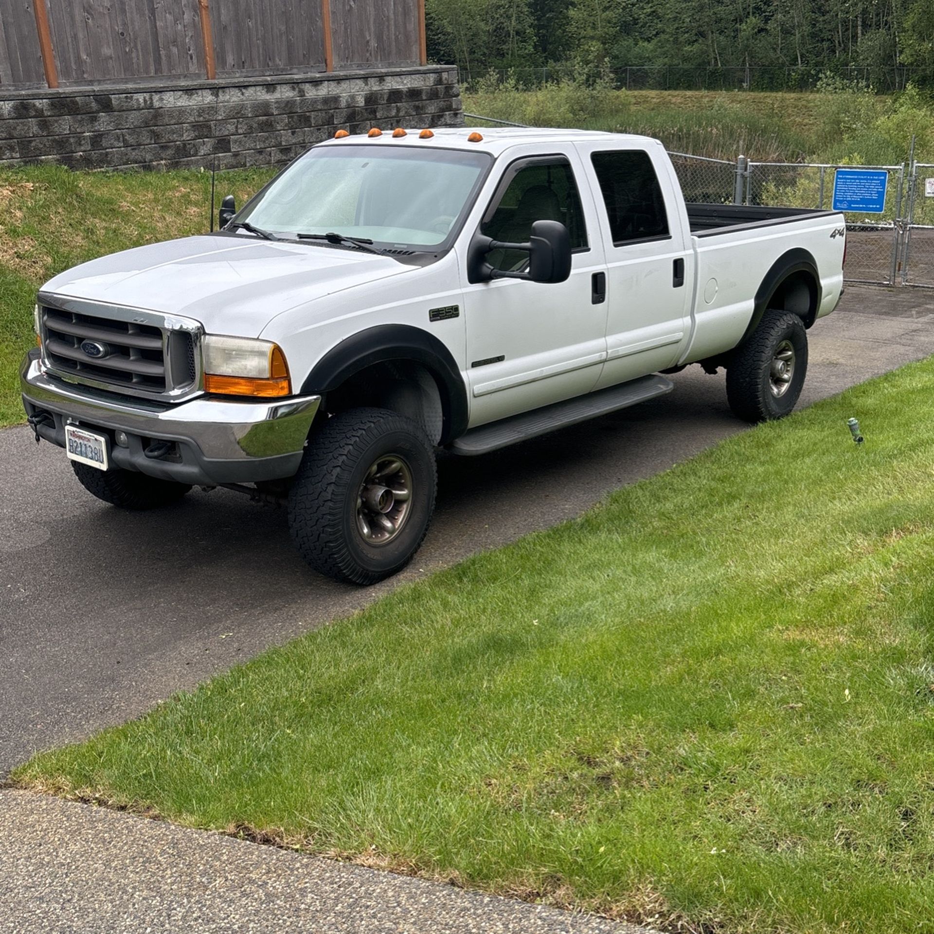2001 Ford F-350 Super Duty for Sale in Marysville, WA - OfferUp