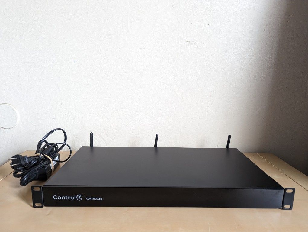 Control4 C4-HC800-BL Automation Controller HC-800 W/Power Cord for Sale in San Diego, CA - OfferUp