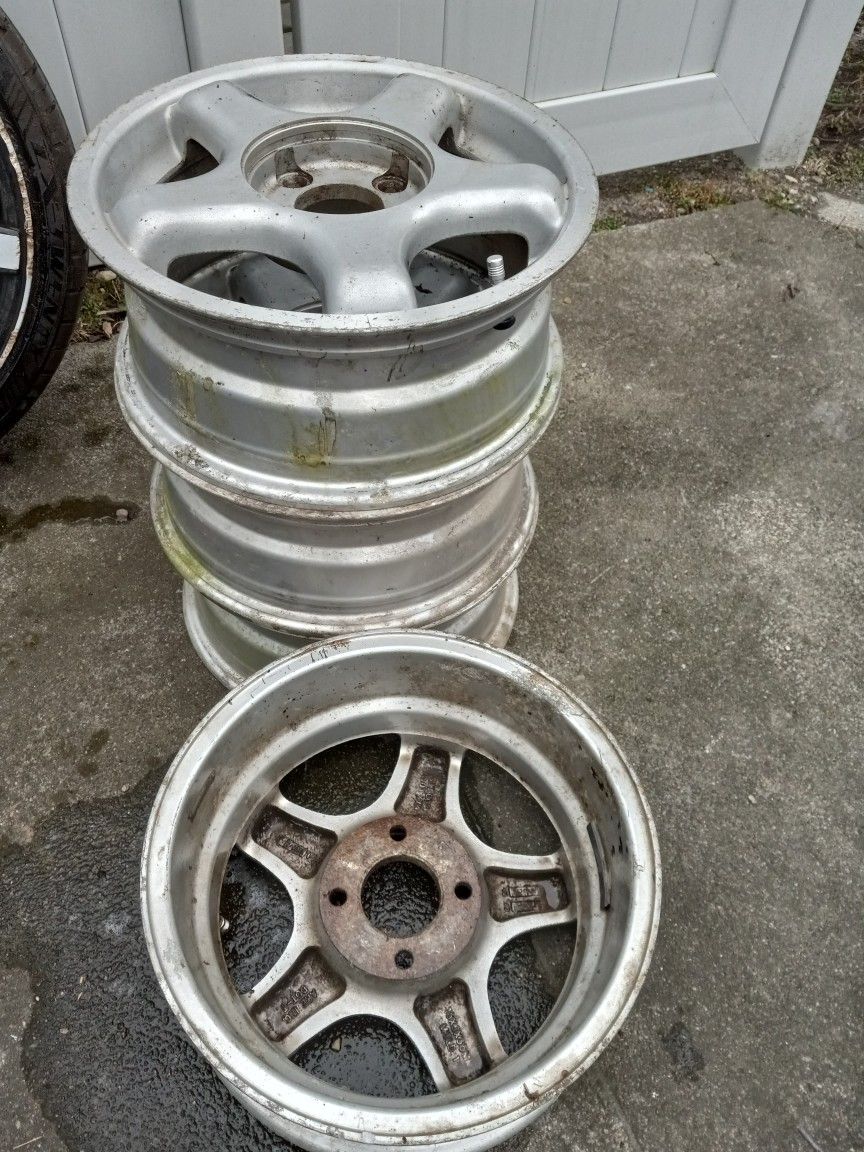 4 Lug Aluminum Rims for Sale in Boston, MA - OfferUp
