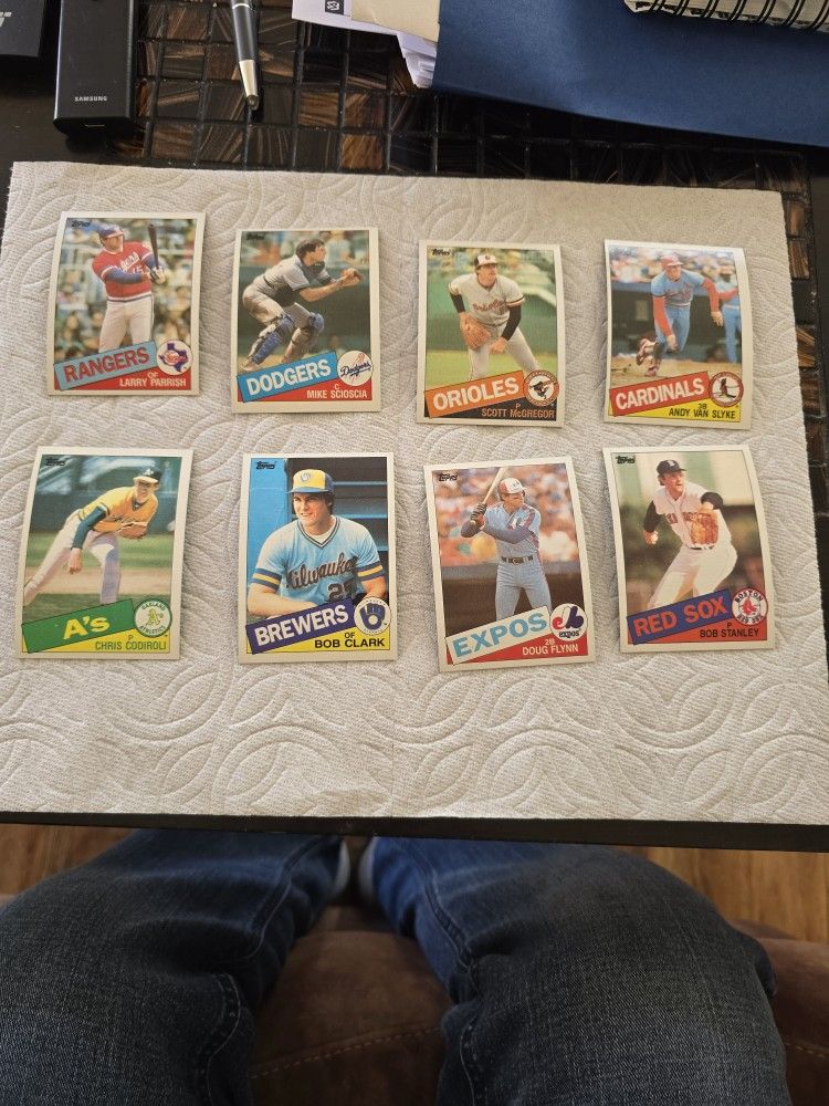 Topps 1985 Baseball Cards #548-555 for Sale in Las Vegas, NV - OfferUp
