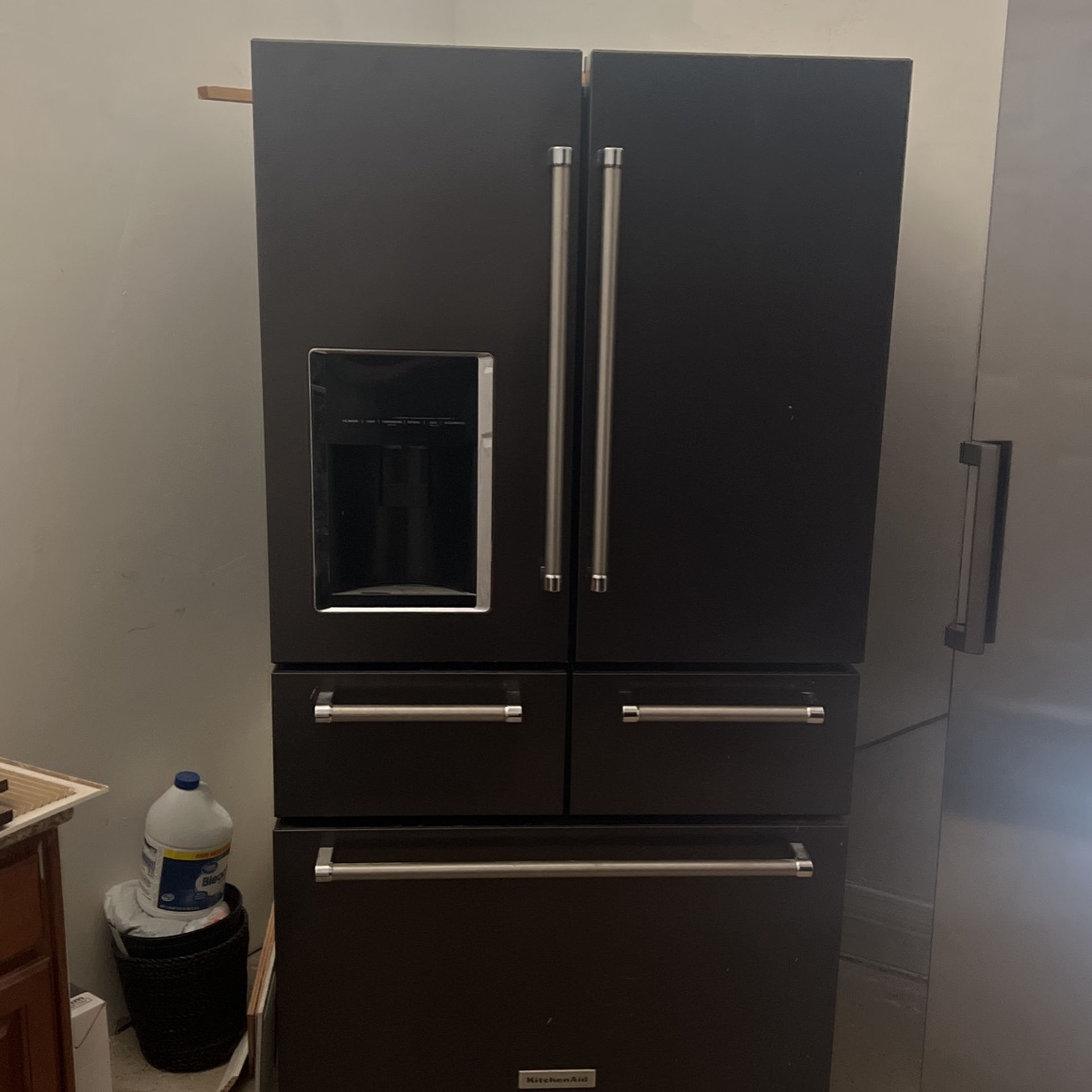 Kitchen Aid Fridge for Sale in Litchfield Park, AZ - OfferUp