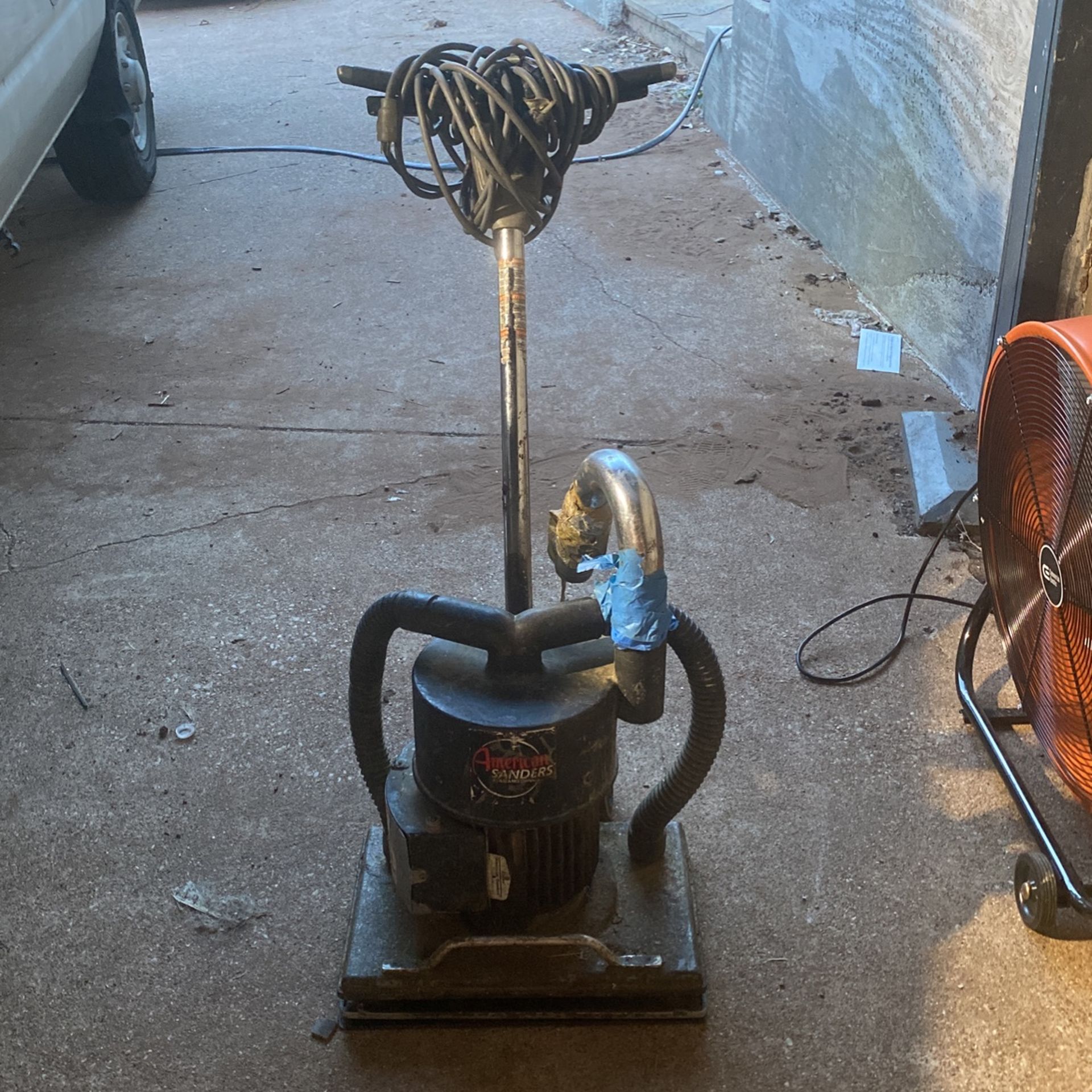 American Sanders OBS-18DC Orbital Sander w/Dust Control for Sale in ...