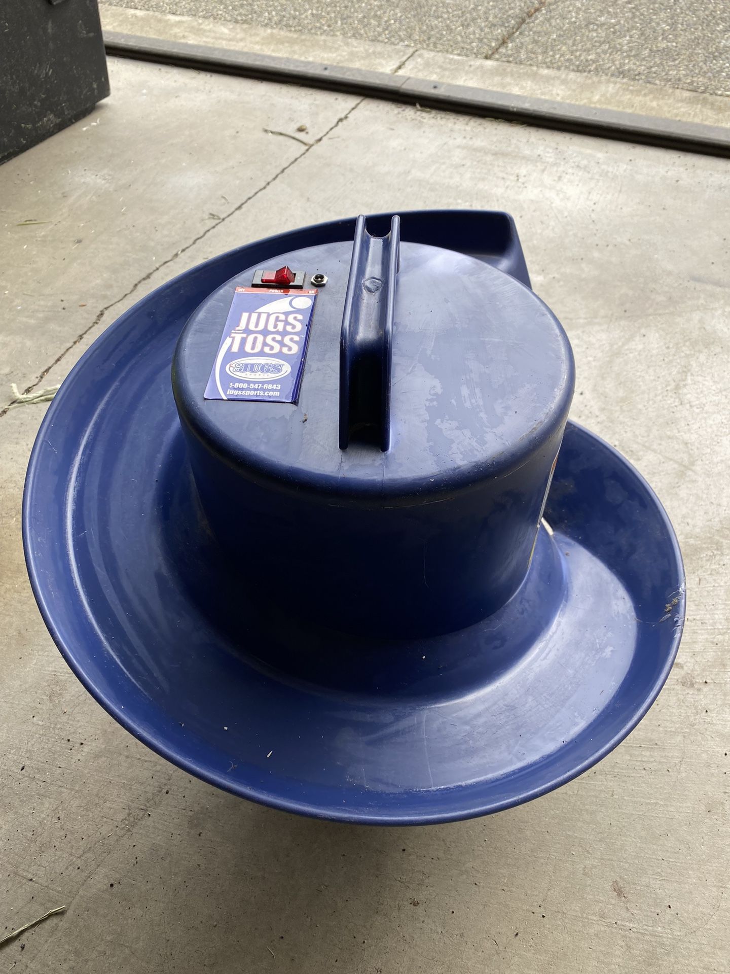 Jugs Toss Machine for Sale in Woodinville, WA - OfferUp