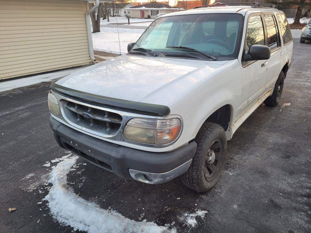1999 Ford Explorer for Sale in Crete, IL - OfferUp