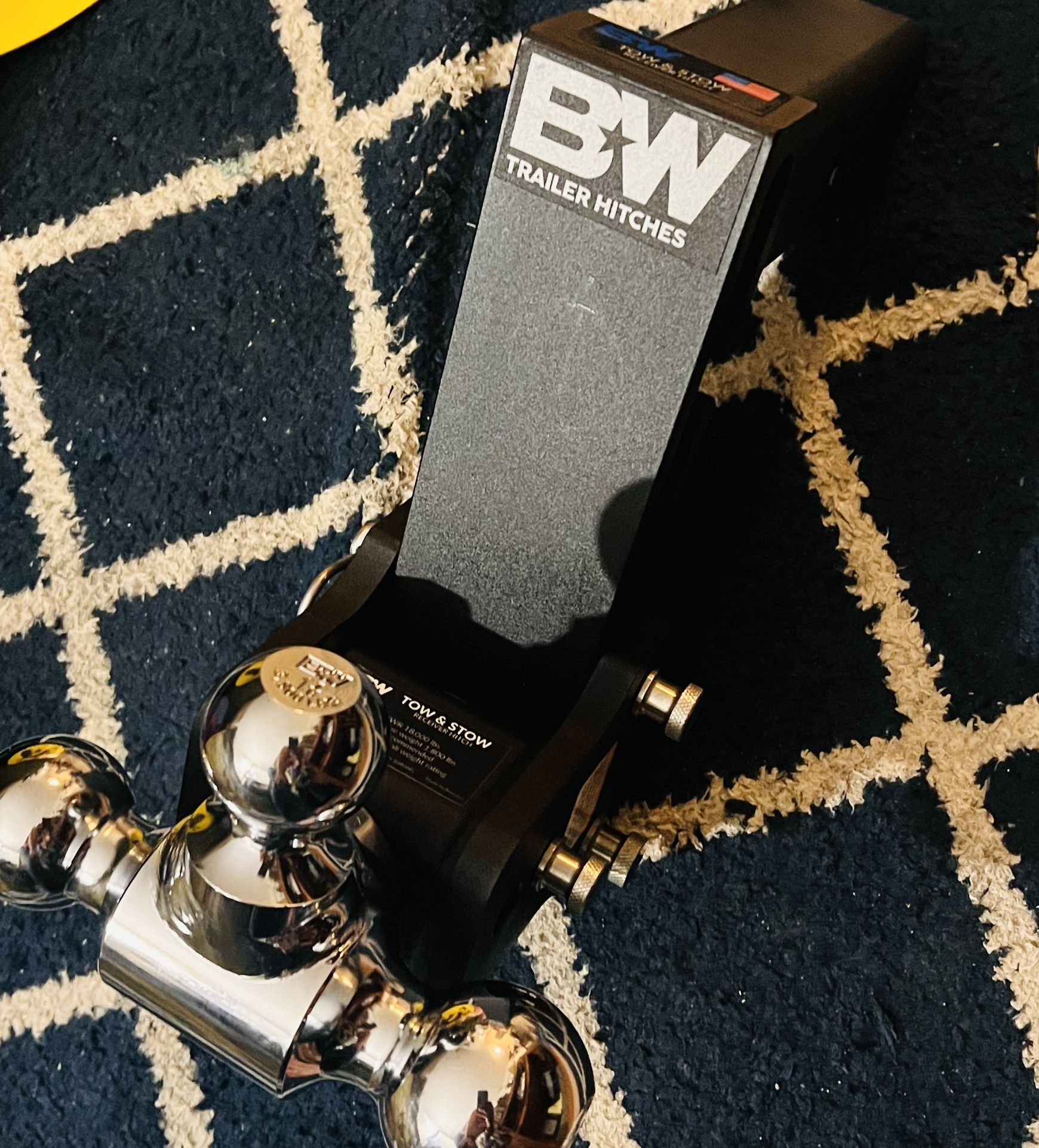 Like New BW Tow And Stow 3 Ball 7” Drop And Raise Trailer Hitch 2 ...