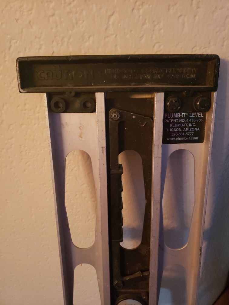 Plumb It Extendable Level for Sale in Las Vegas, NV - OfferUp