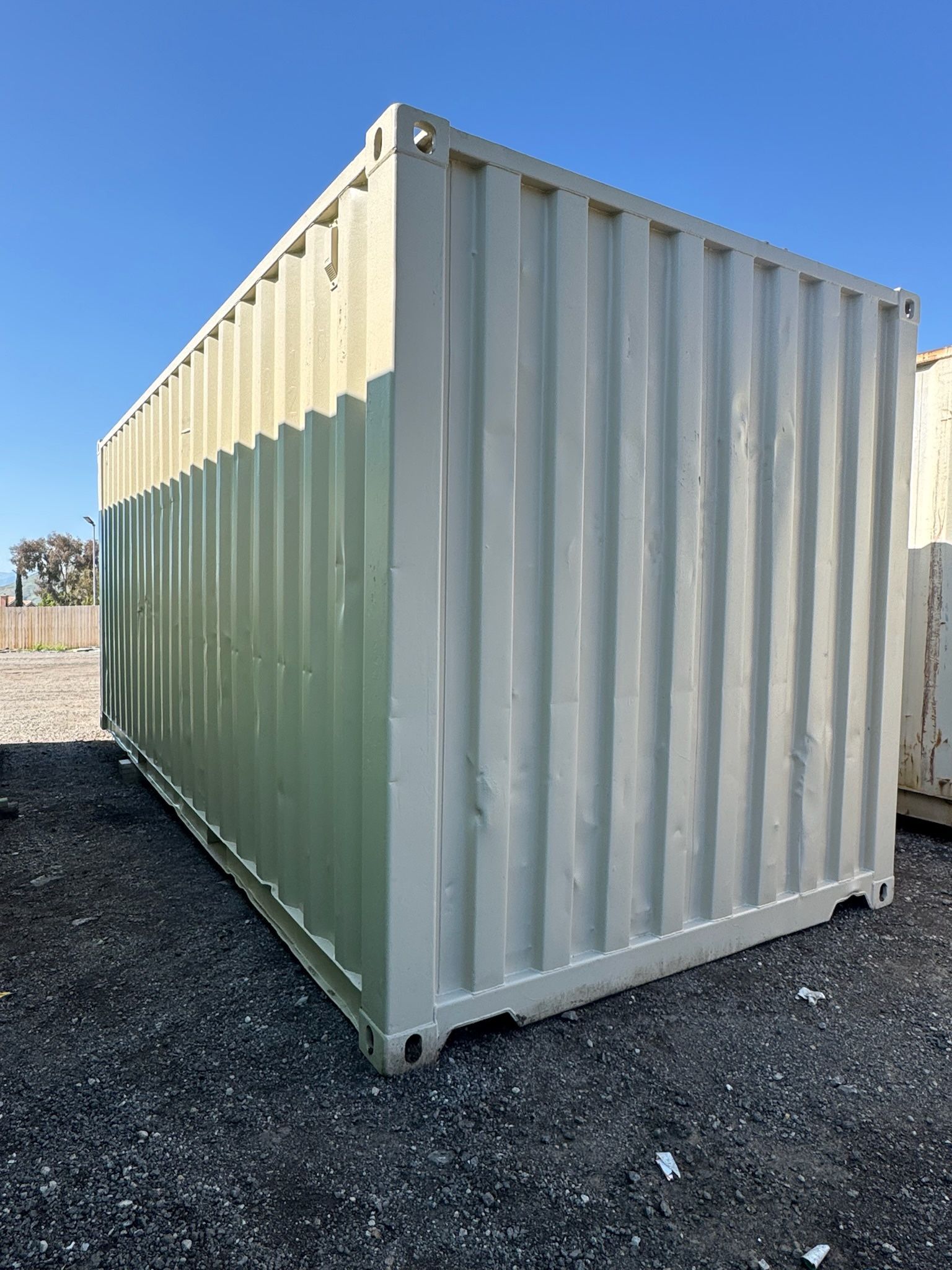 20ft Painted Shipping Container for Sale in Oak Glen, CA - OfferUp