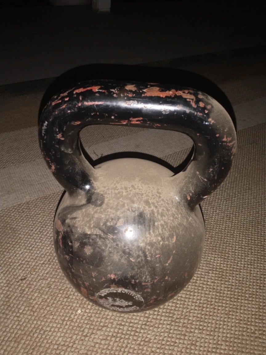 75 Lb Kettlebell for Sale in Upland, CA - OfferUp
