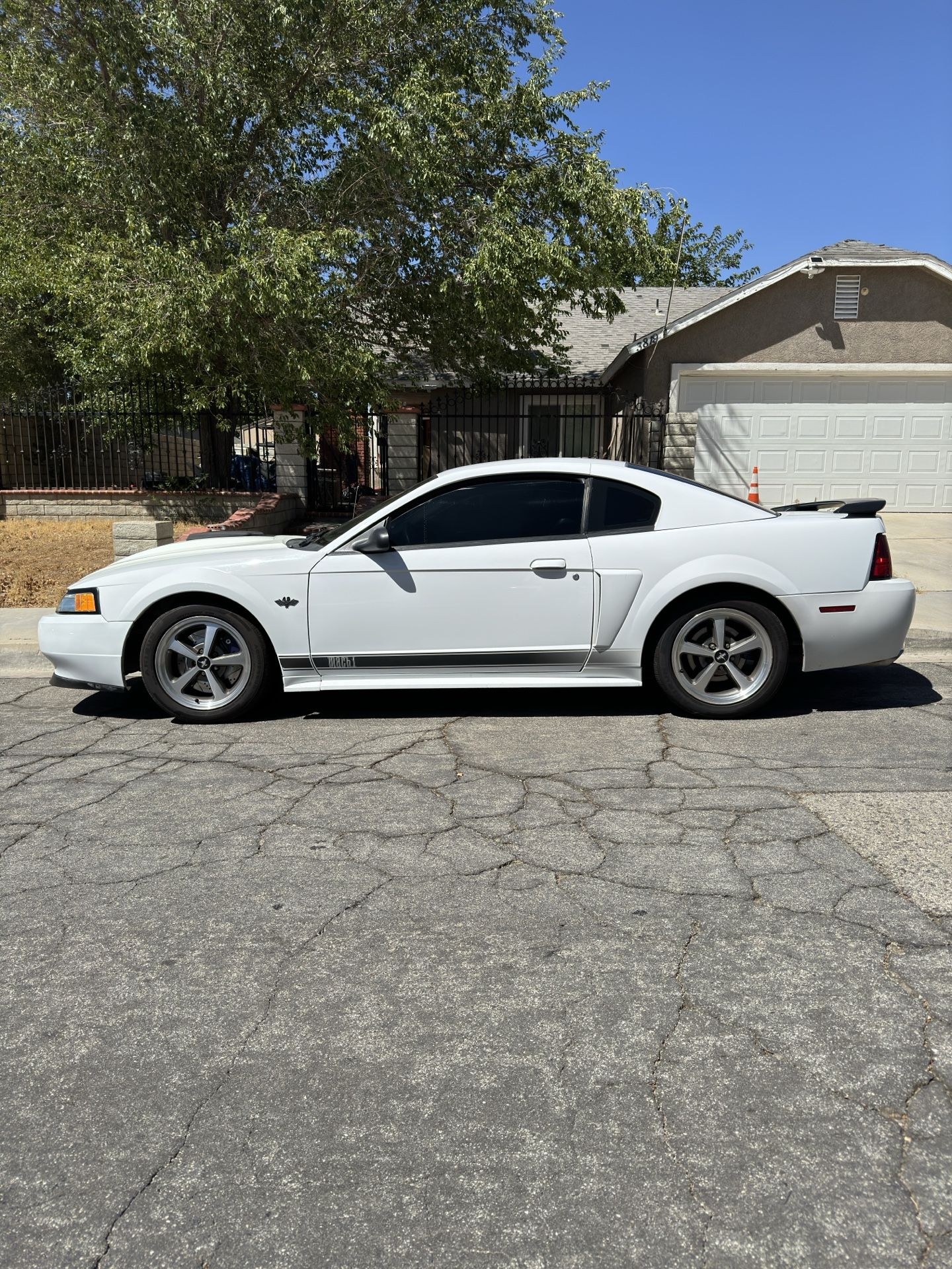 2004 Ford Mustang for Sale in Lancaster, CA - OfferUp