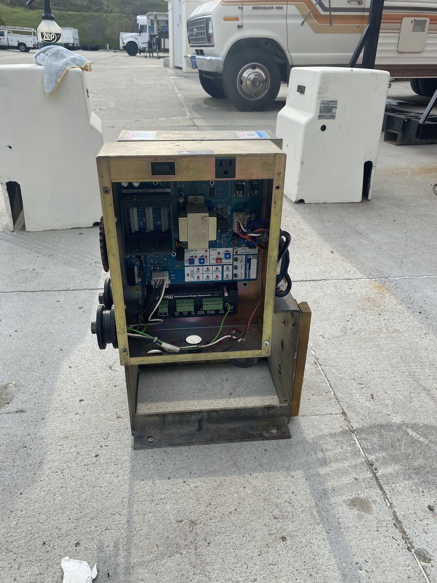 Elite SL 3000 gate operator for Sale in El Cajon, CA - OfferUp