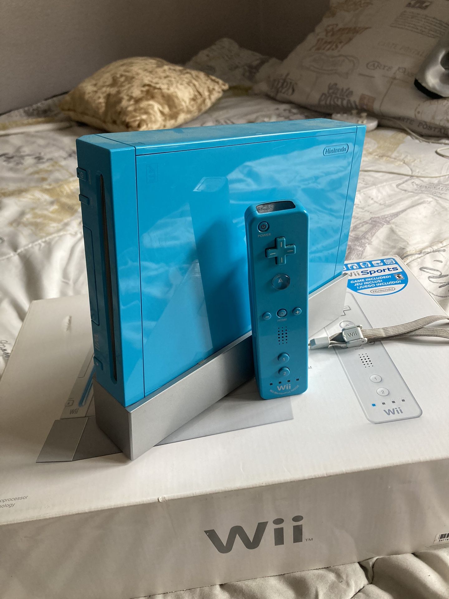 Limited Edition Blue Wii for Sale in Moreno Valley, CA - OfferUp