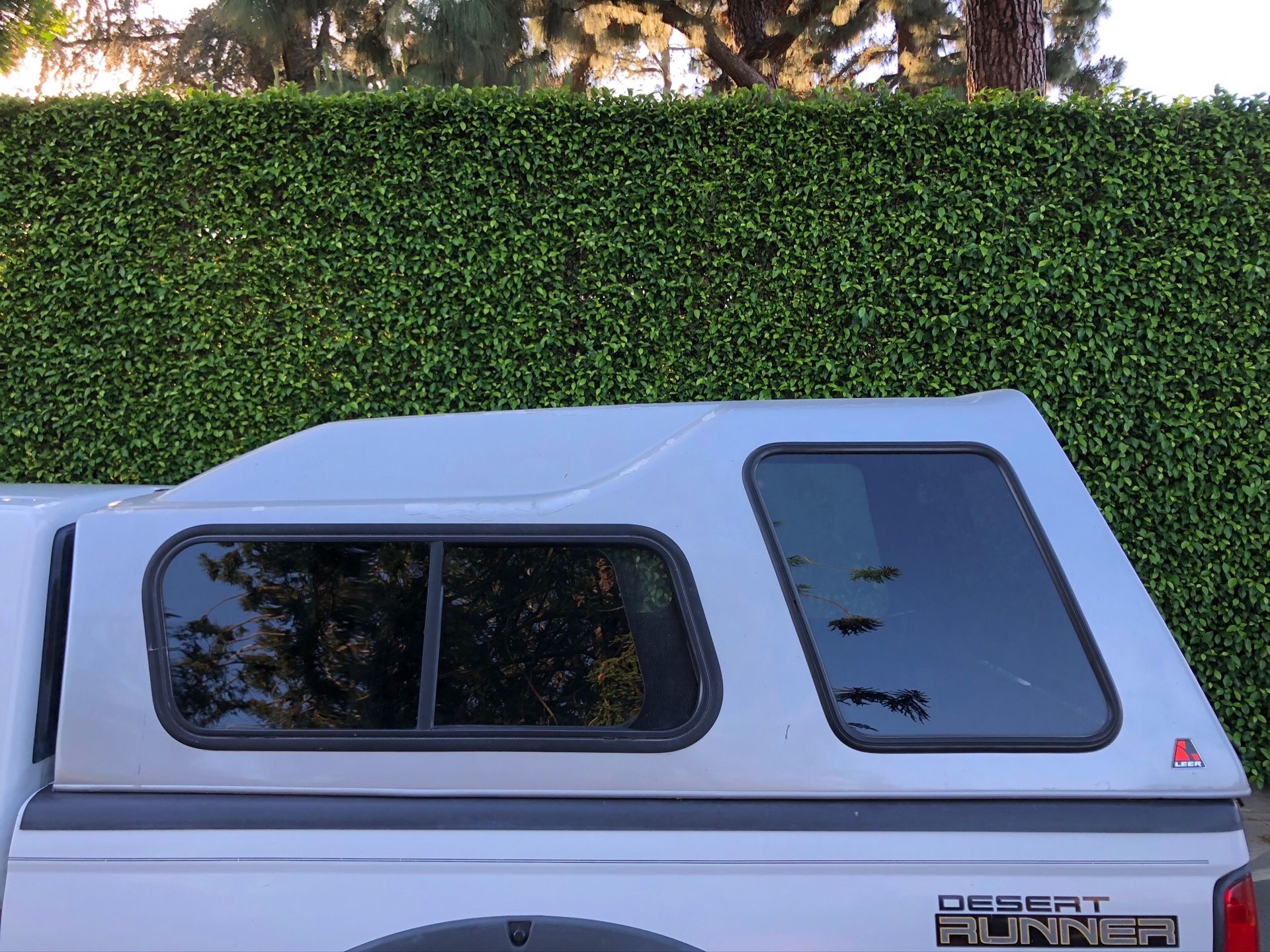 Leer Camper Shell for Sale in Glendale, CA - OfferUp