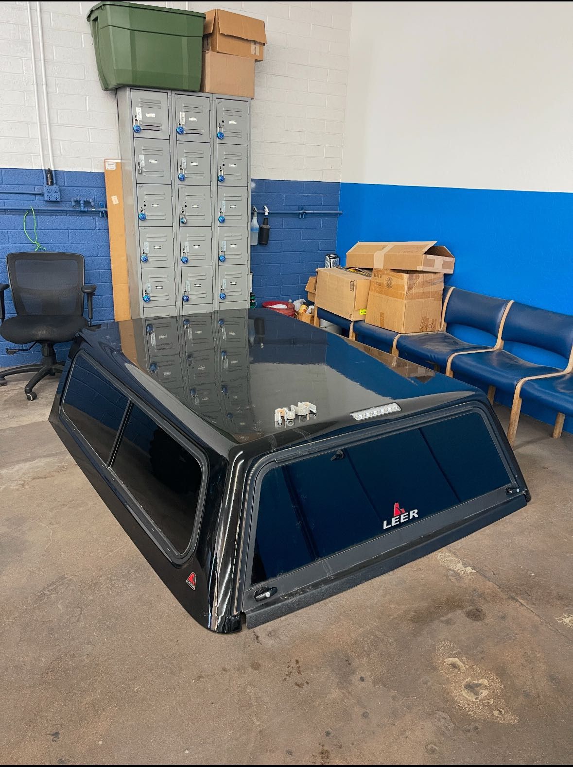LEER Camper Shell for Sale in Phoenix, AZ - OfferUp