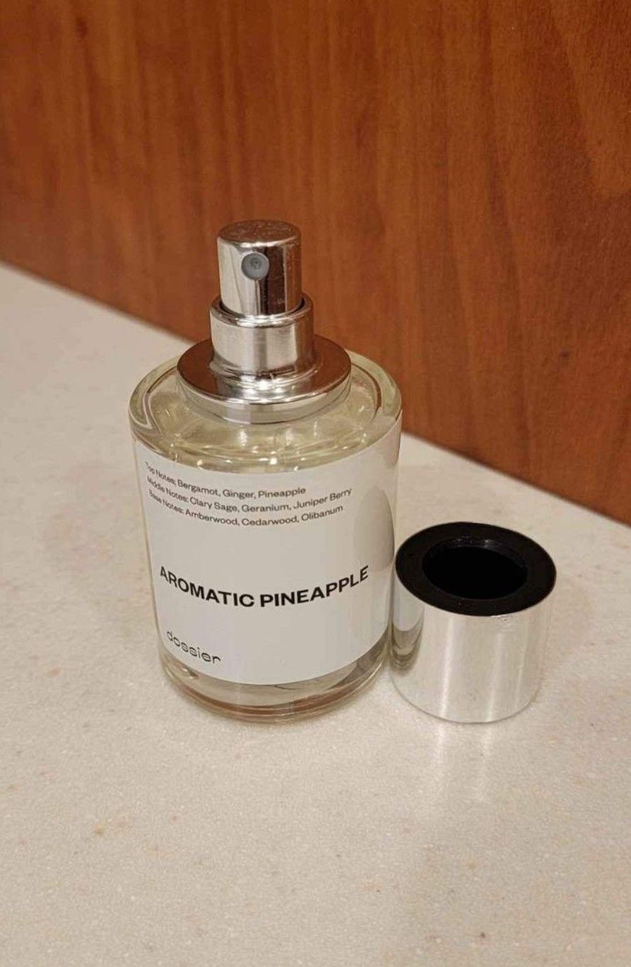 Dossier Aromatic Pineapple for Sale in Glenview, IL - OfferUp