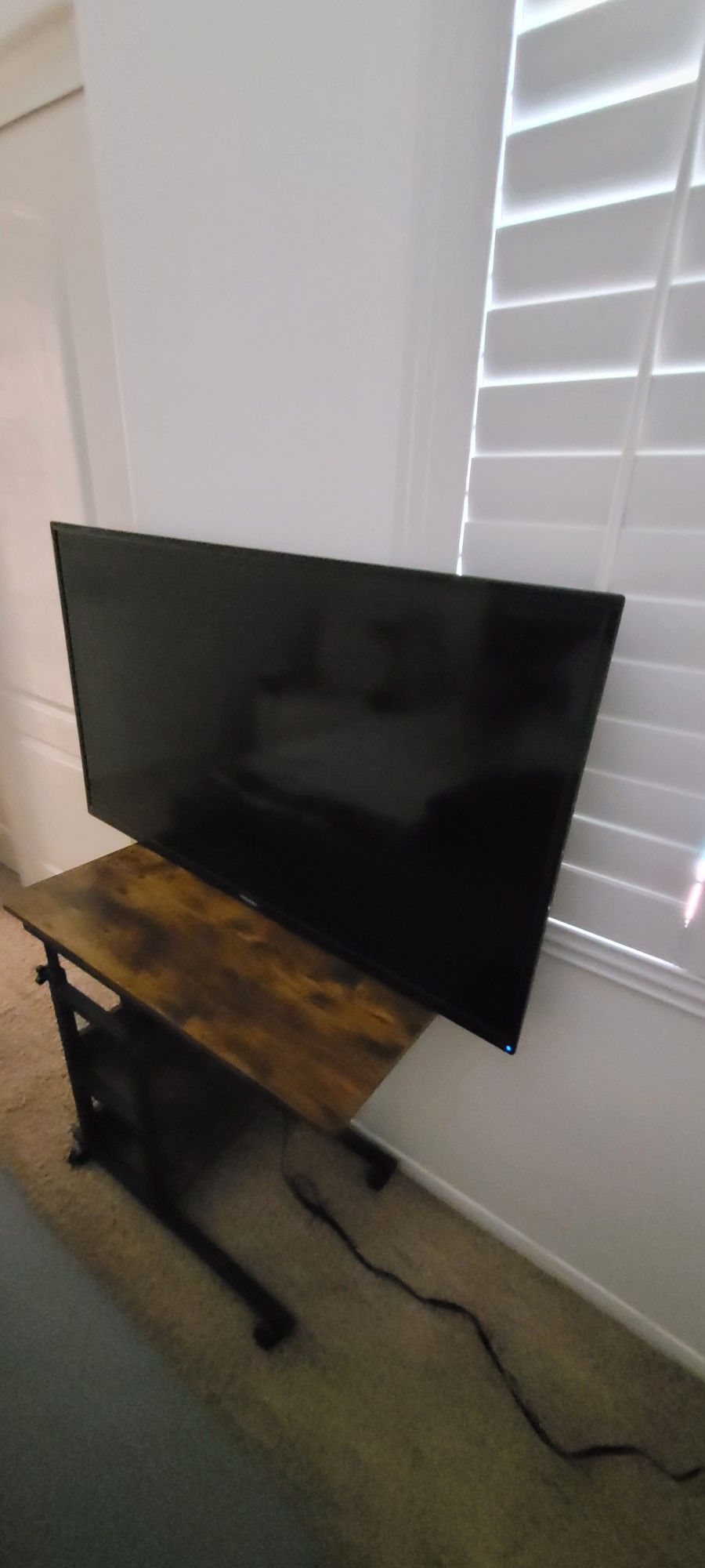 55 Inch 4k Fire TV $70 for Sale in Murrieta, CA - OfferUp