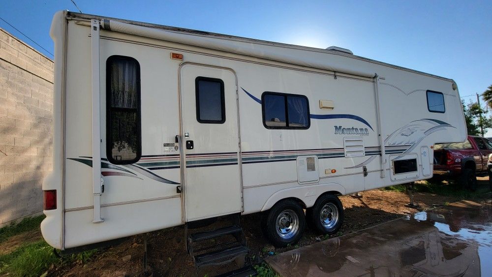 2002 Keystone Montana for Sale in Glendale, AZ - OfferUp