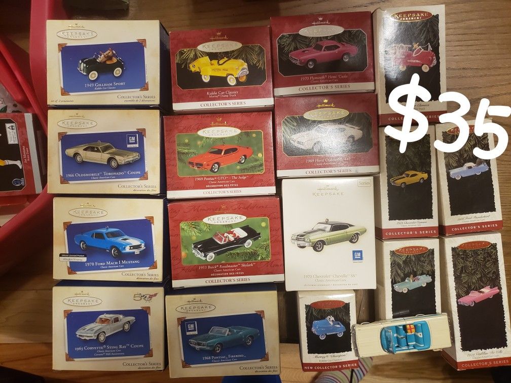 Lot Of 18 Hallmark Classic American Cars Ornaments for Sale in Modesto ...