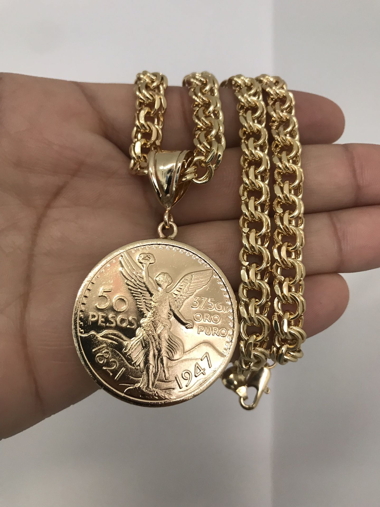 Centenario Con Cadena