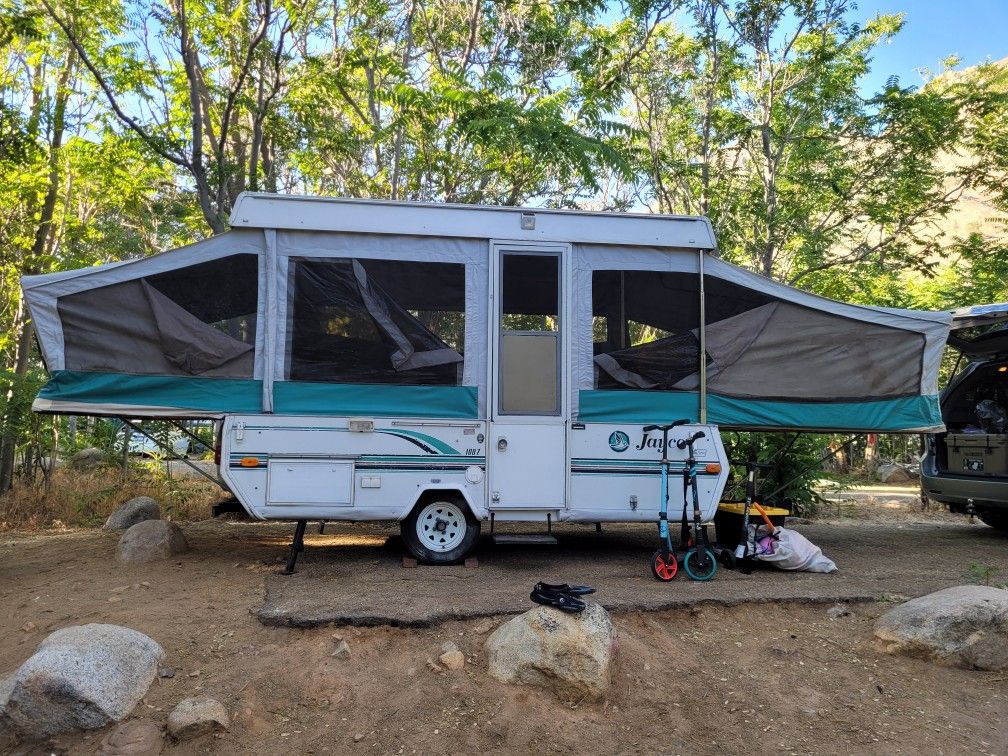 1995 Jayco Tent Trailer w/ Permanent Tag for Sale in Cypress, CA - OfferUp
