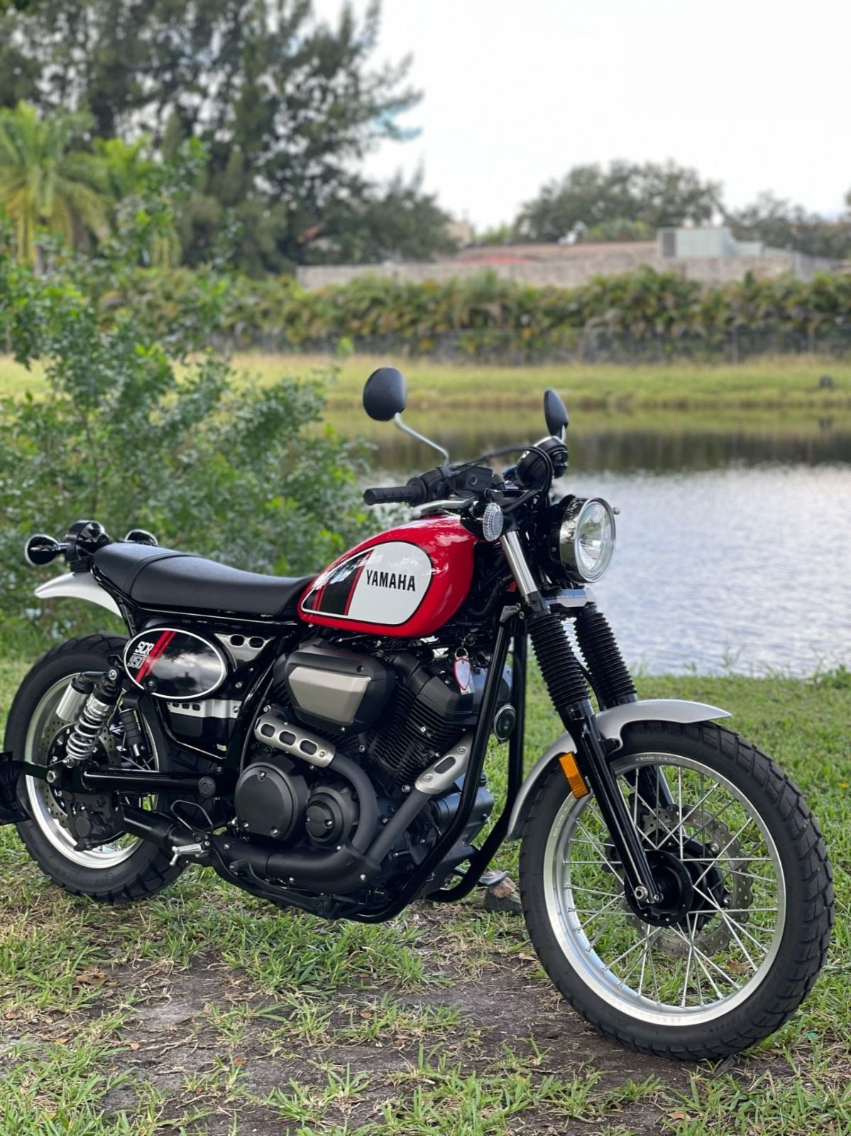 2017 YAMAHA SCR950 for Sale in Sunny Isles Beach, Florida - OfferUp