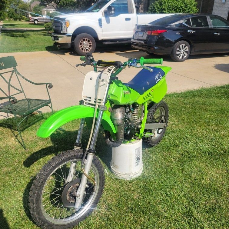 1985 Kawasaki Kx80 for Sale in Addison, IL - OfferUp