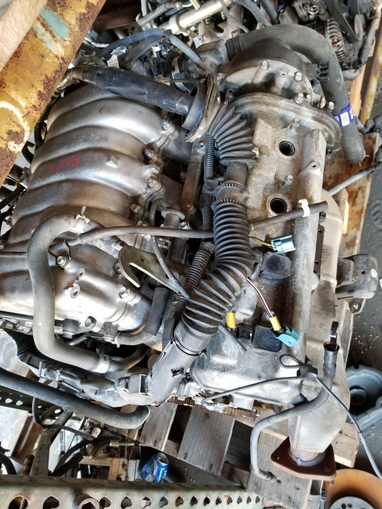 2000-2004 toyota tundra engine for Sale in Mulberry, FL - OfferUp