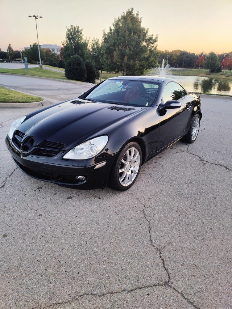2005 Mercedes-Benz SLK for Sale in Plano, TX - OfferUp