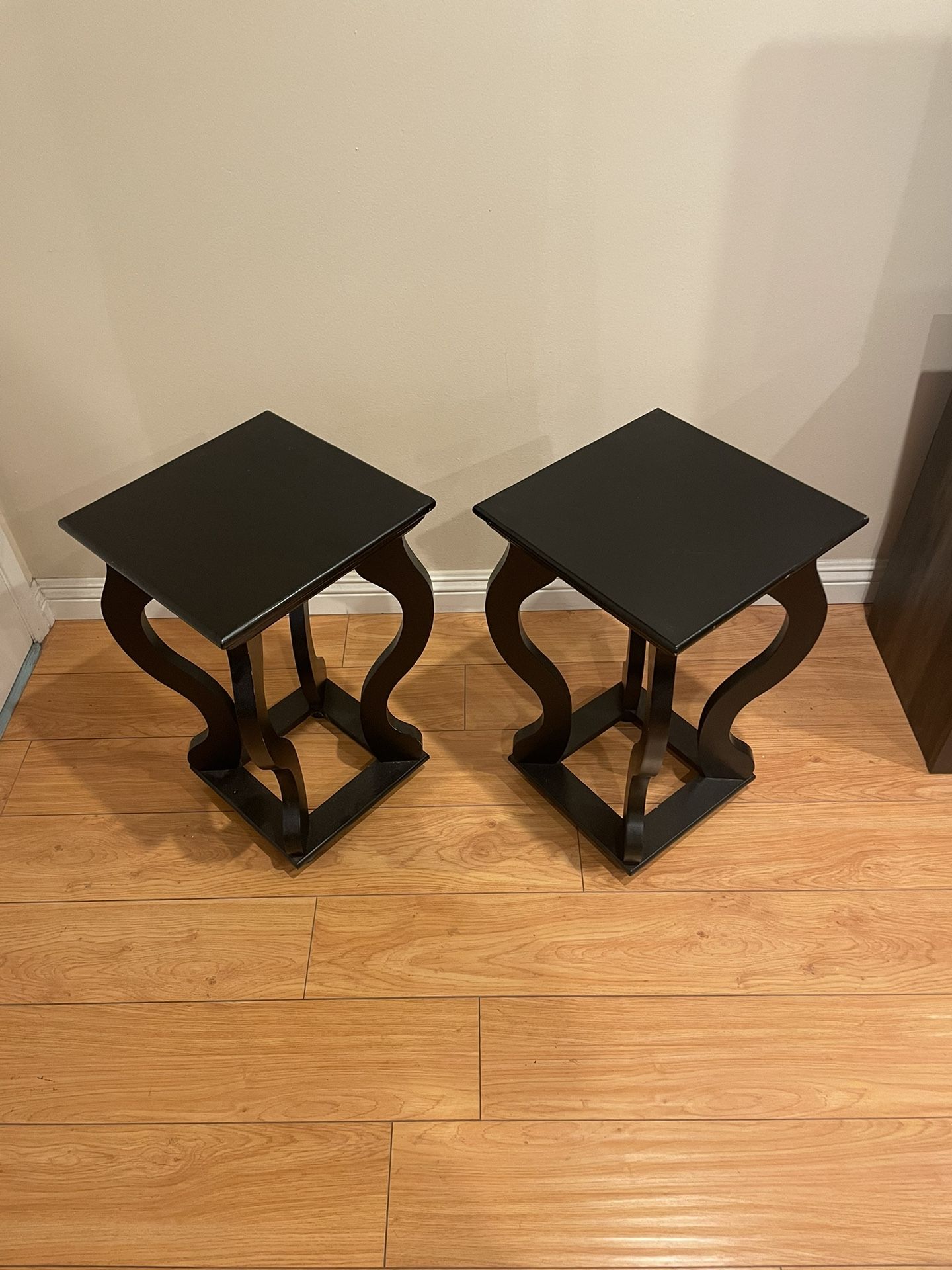 Matching Side Table Set (2) for Sale in Los Angeles, CA - OfferUp
