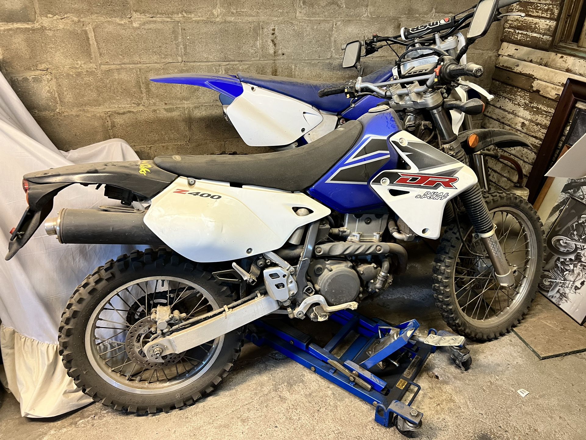 2001 Suzuki DRZ400 for Sale in Los Angeles, CA - OfferUp