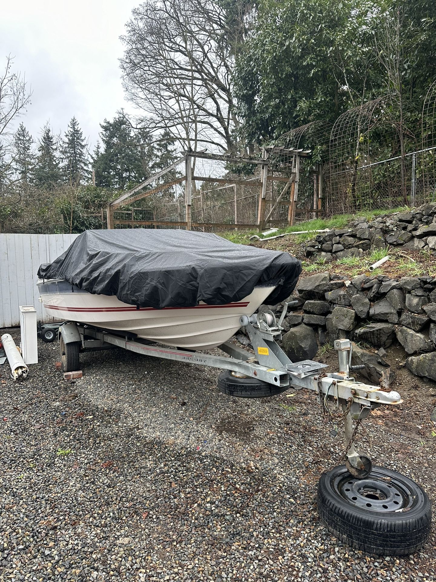 1985 Bayliner Capri 15 Foot for Sale in Seattle, WA - OfferUp