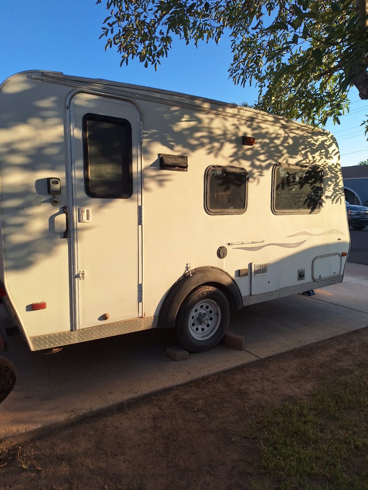 Bantam Camping Trailer for Sale in Phoenix, AZ - OfferUp