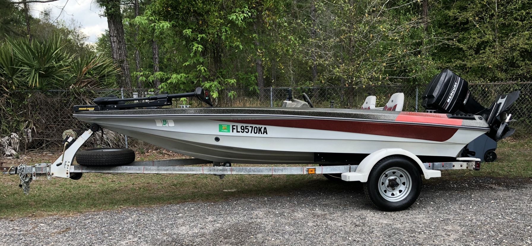 1988 15’ Bass Master Boat 50 hp Mercury for Sale in Orange Park, FL ...