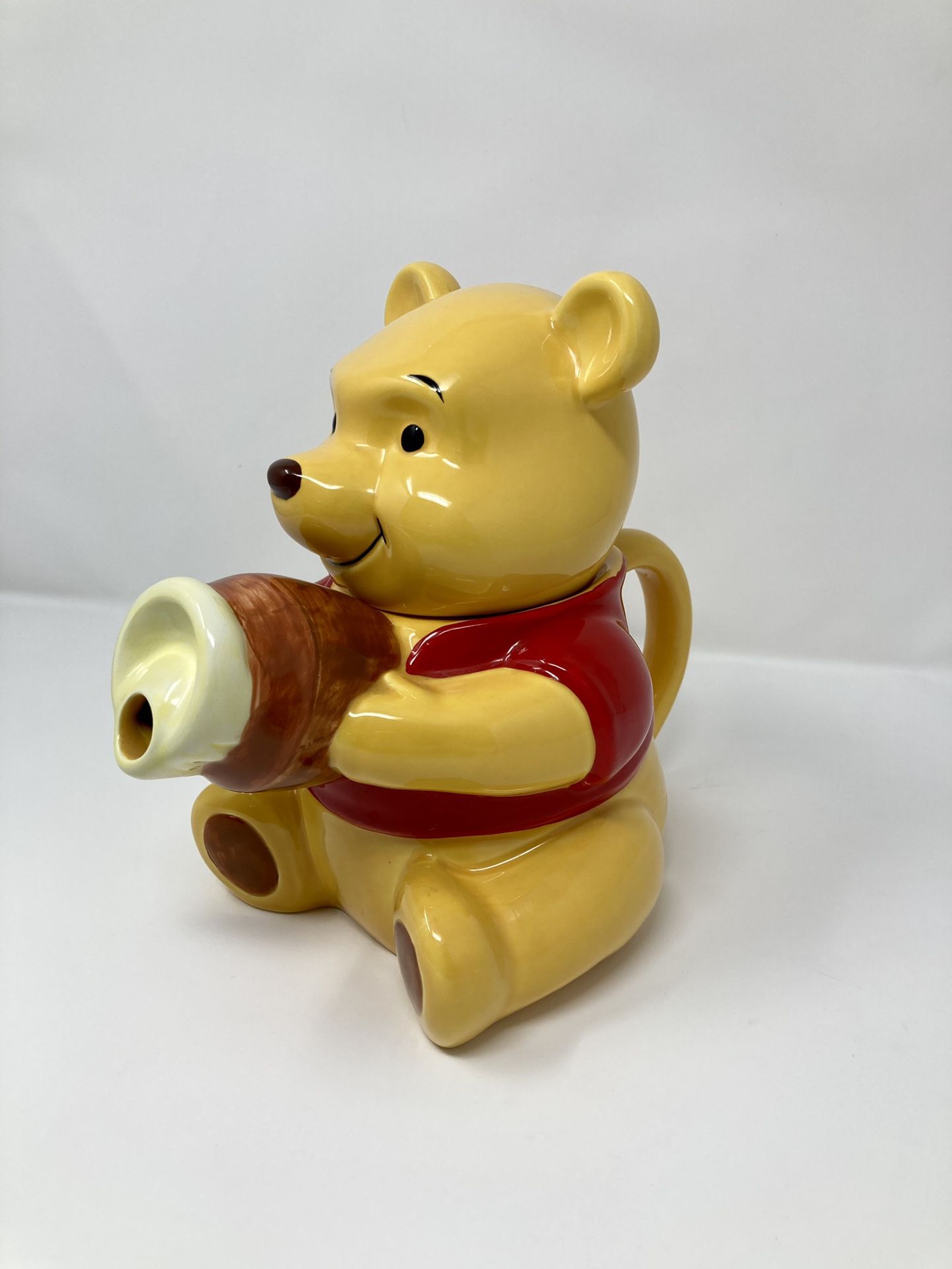Vintage Disney Winnie The Pooh Teapot/pitcher Jar for Sale in Apopka ...